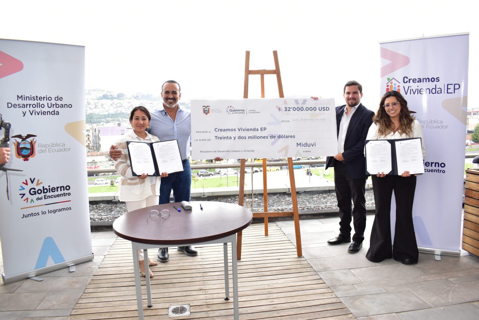 Miduvi transfiere recursos para construcción de soluciones ...