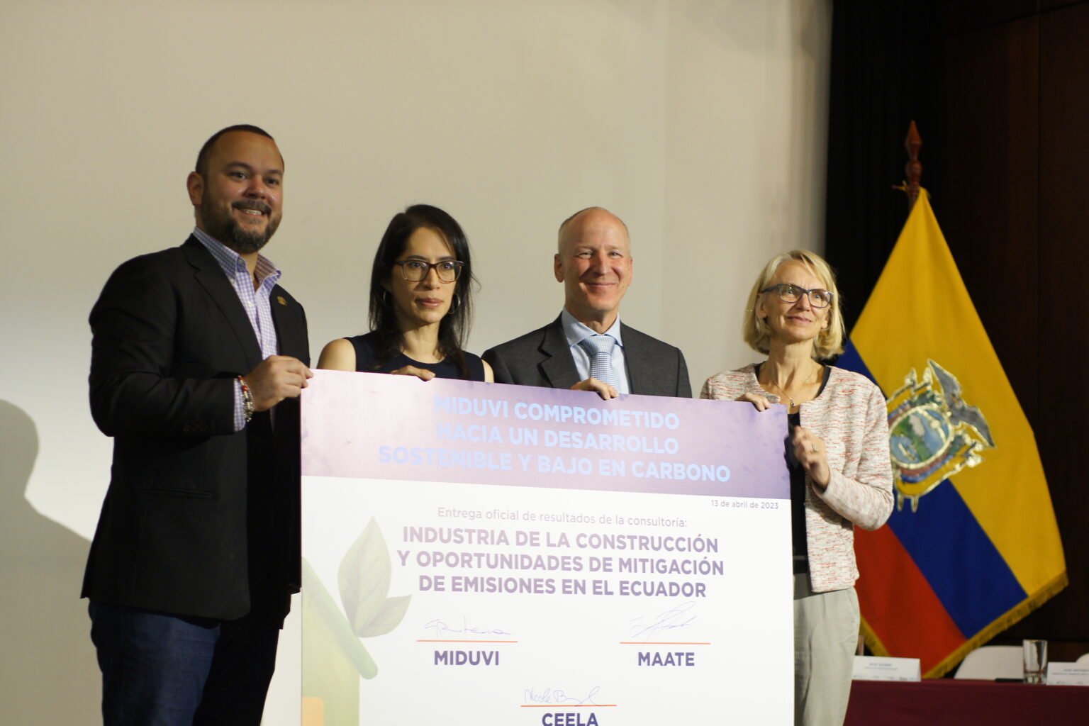 Miduvi entrega línea base para mitigar emisiones de CO₂ en el sector de ...